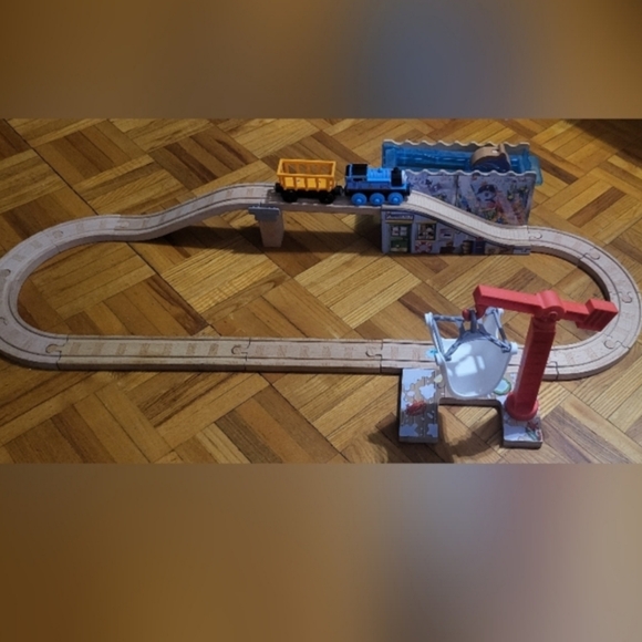 Thomas & Friends | Toys | Thomas Friends Leap Splash Dolphin Rescue ...